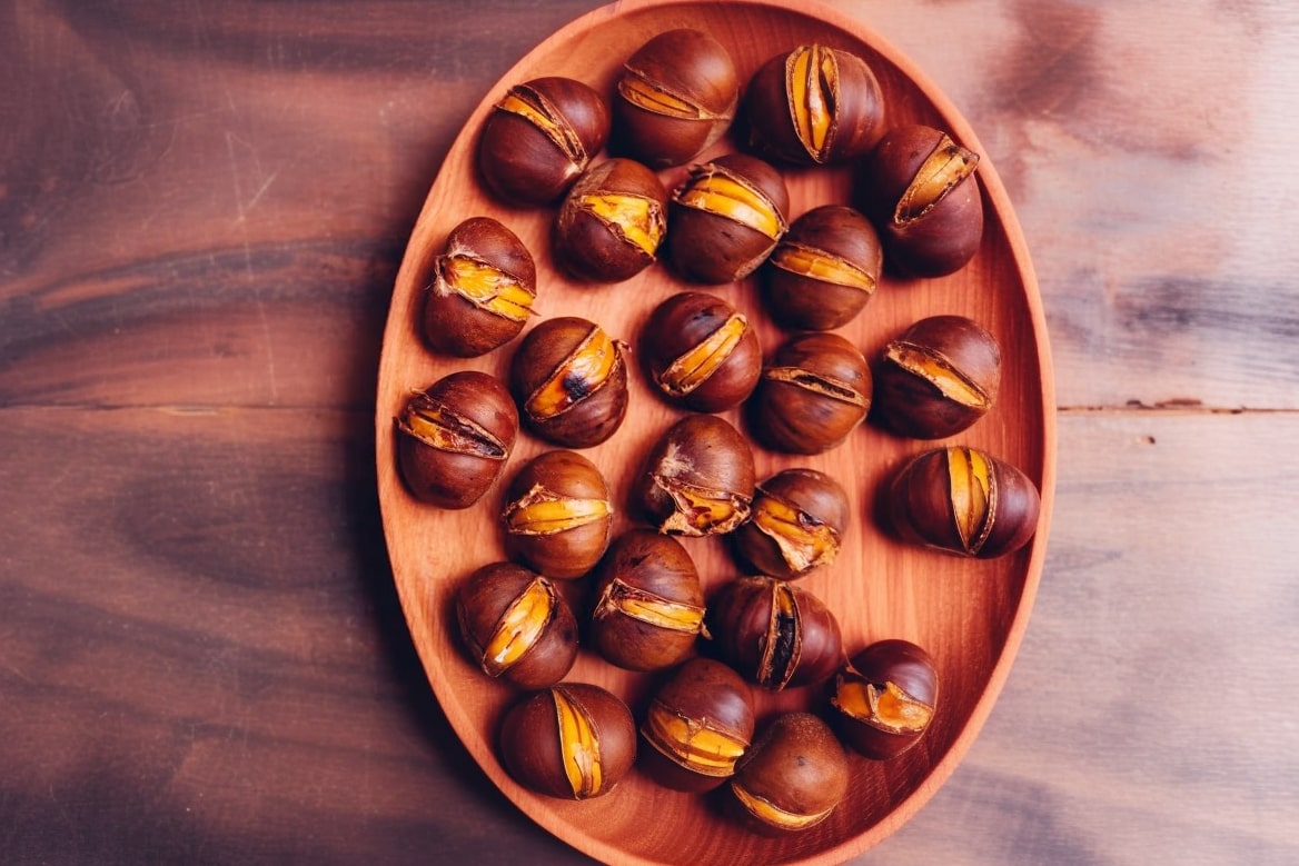 Algo diferente para o São Martinho? Prove estas castanhas assadas no ...